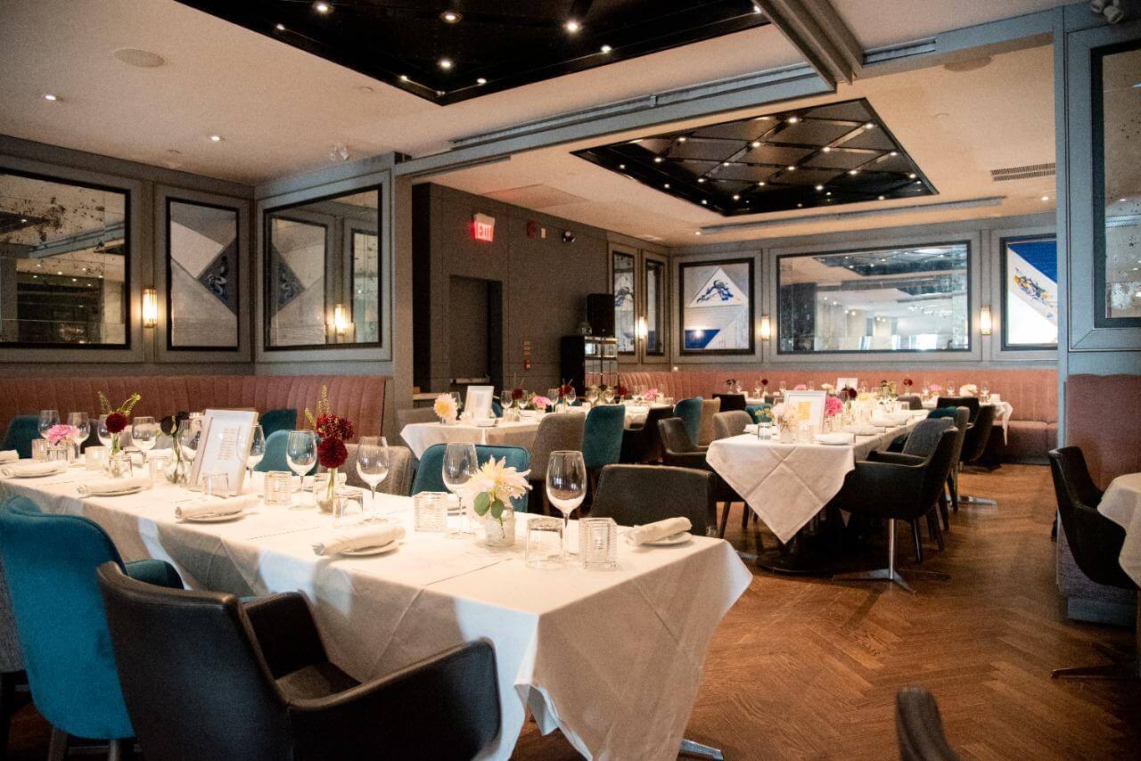 What to Look for in a Toronto Restaurant for Your Holiday Party